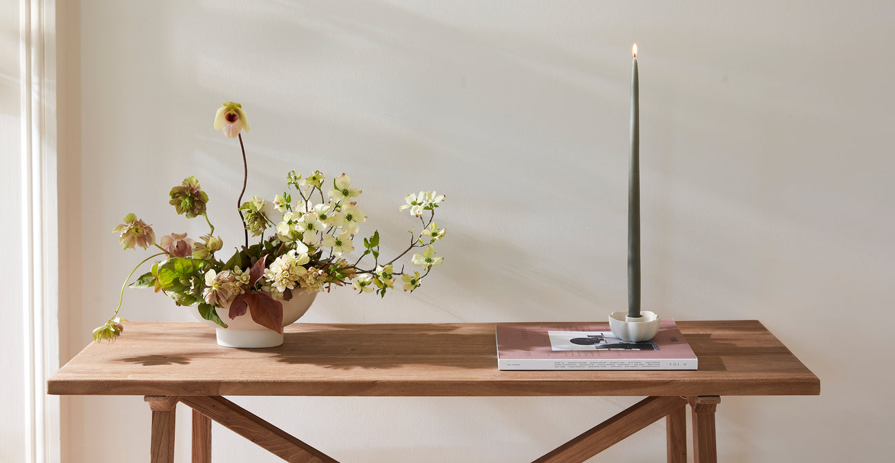 A Complete Guide: How To Arrange Flowers In A Vase – The Floral Society